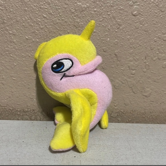 Toys | Nwt Neopets Mcdonalds Happy Toy Mini Plush Yellow Stuffed Animal ...